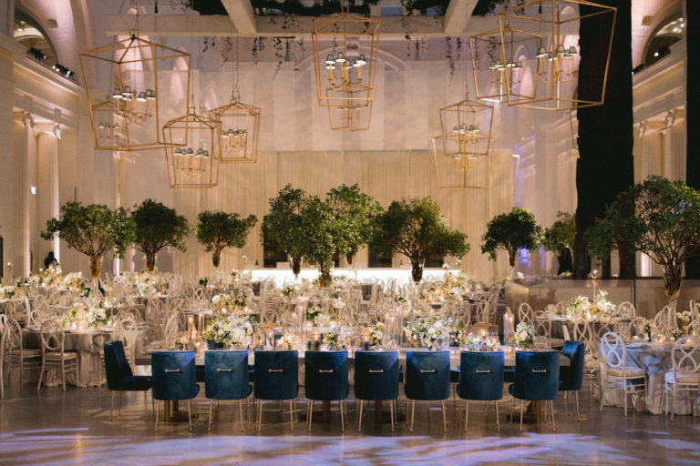Custom Made Furniture and Décor for Events in Chicago, Illinois